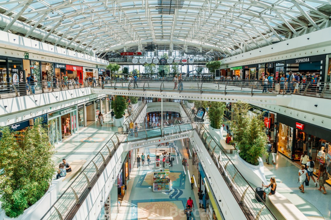 WEIRD MALL — Are.na