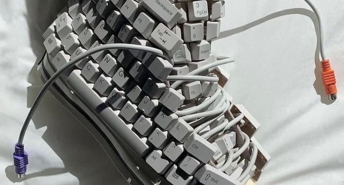 controller / fantasy console inspo | Are.na