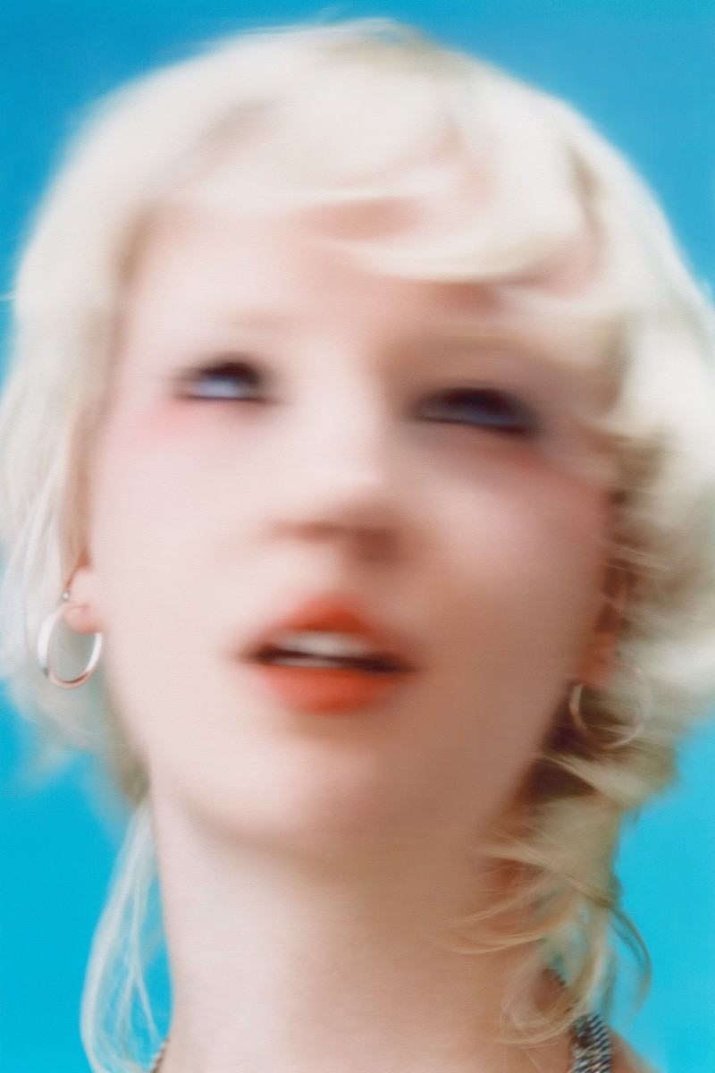 molly_blue.jpg — Are.na