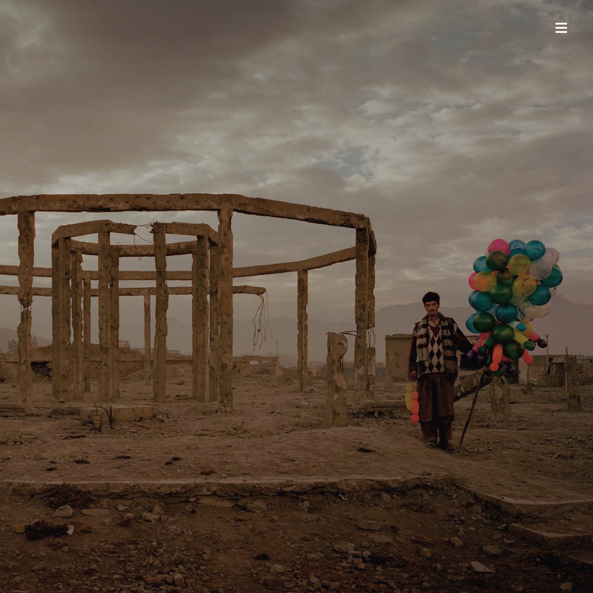 SIMON NORFOLK : PHOTOGRAPHER — Are.na